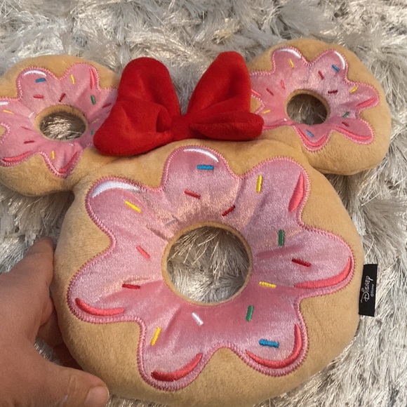 Disney | Accessories | Disney Minnie Mouse Doughnut Donut Plush Cushion ...